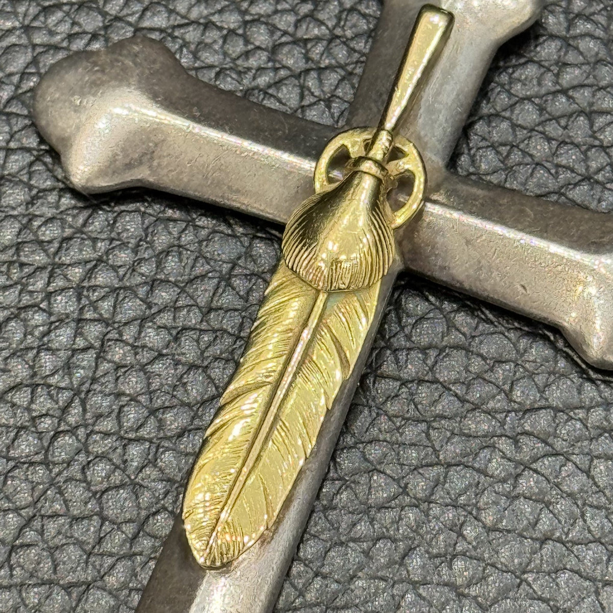 goro's | [SALE] All Gold Heart Wheel Feather Cross / Very Rare – goro's ...